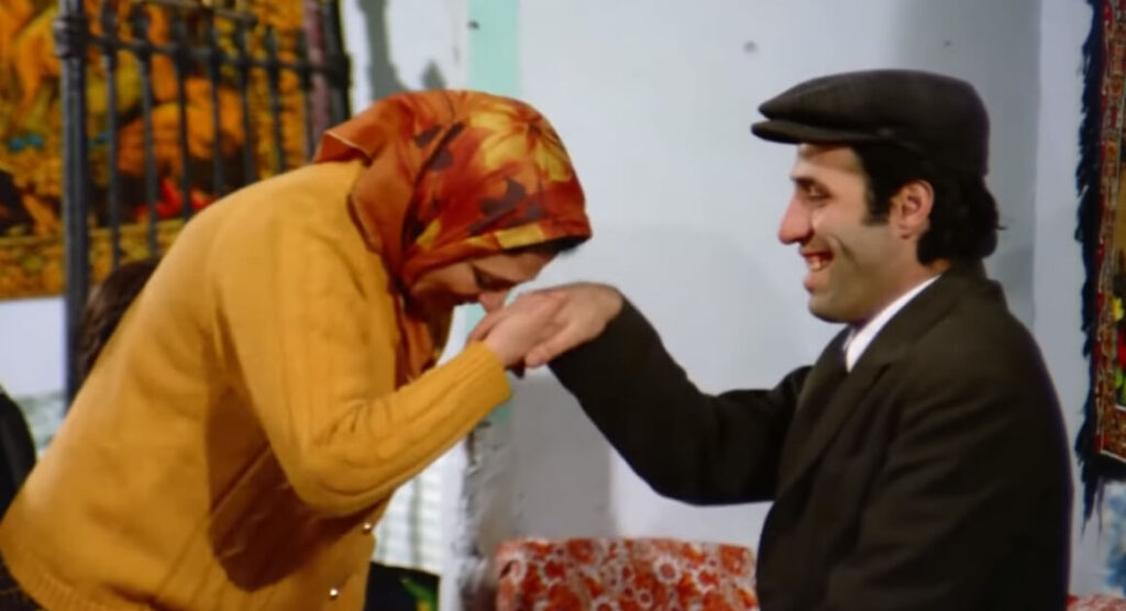 Kapıcılar Kralı – Kemal Sunal, Sevda Ferdağ – 1976 – Eski Yeşilçam